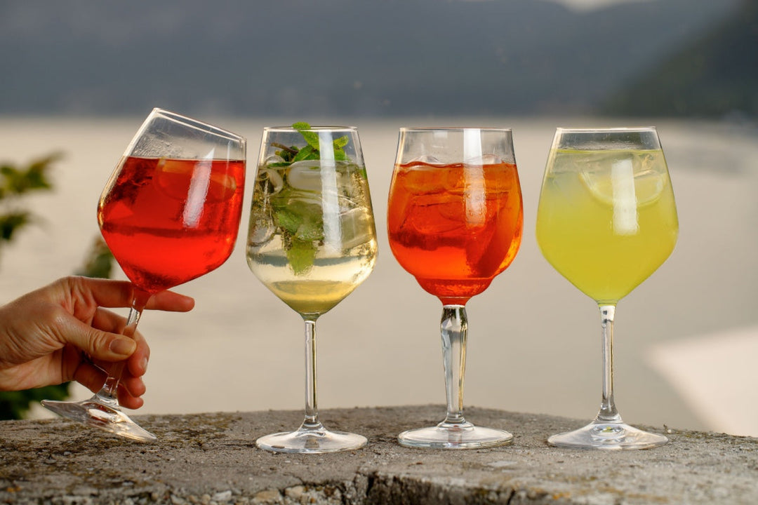 Dal classico Aperol alle varianti più insolite: quanti tipi di Spritz ...
